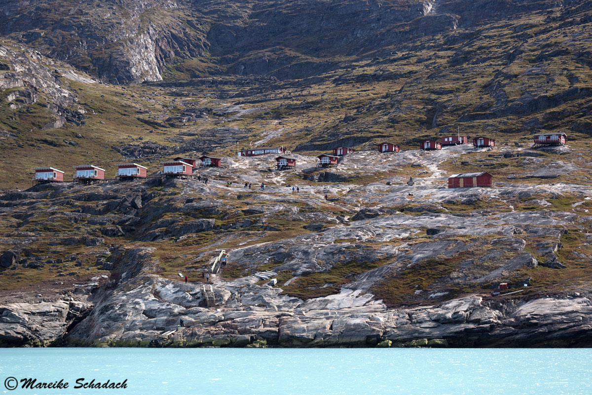 Hiking Tour vom Eqi-Gletscher zum grönländischen Inlandeis